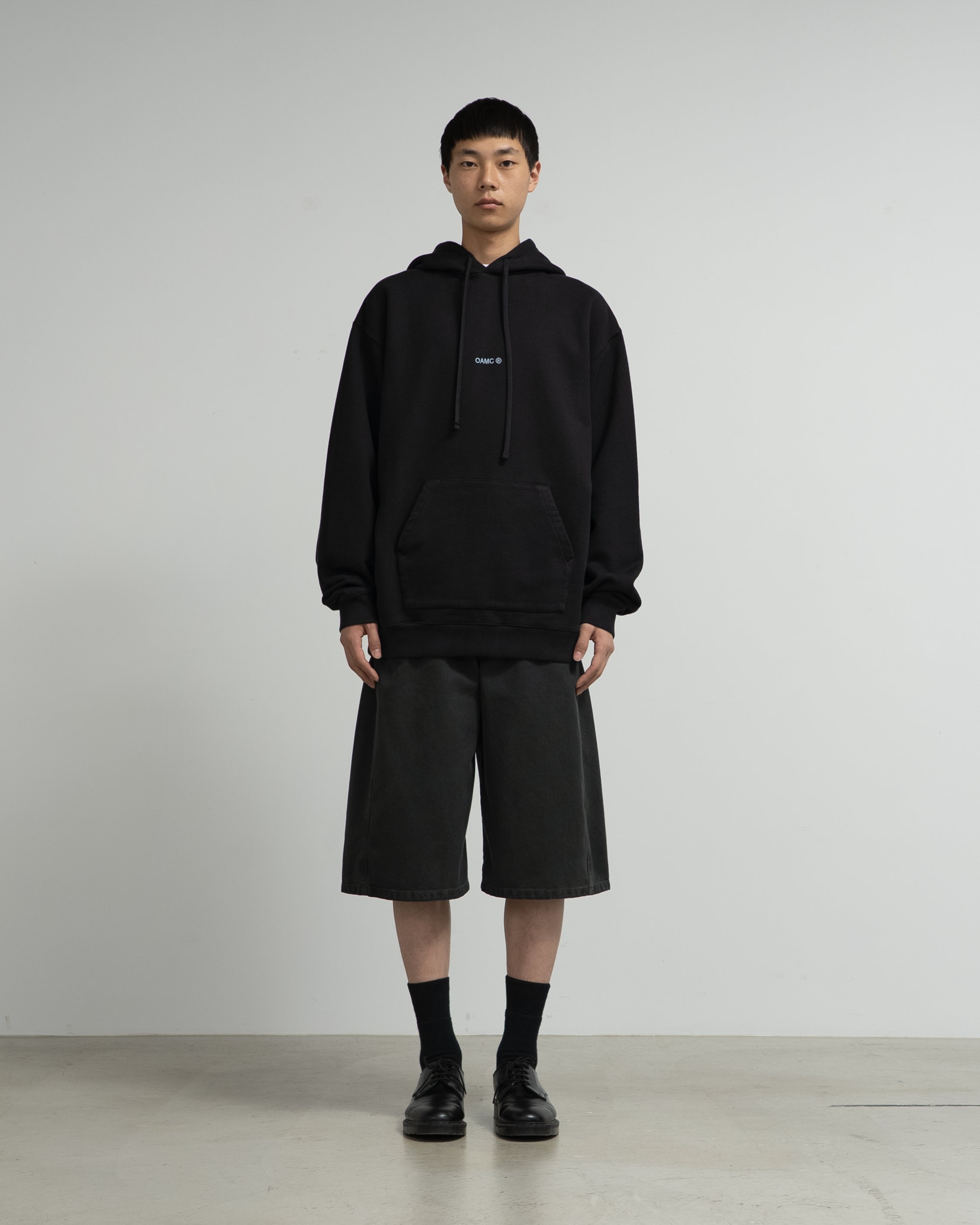 -SALE- BLACK HOODIE WITH PRINTED PATCH – Graphpaper